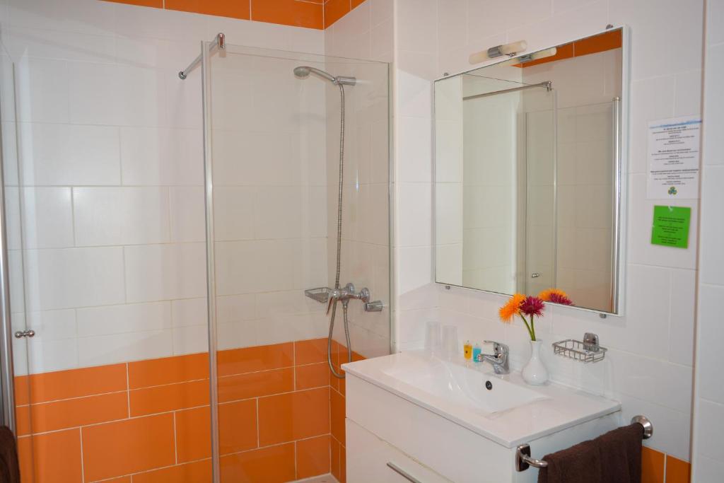 Bahia Colon Hotel – Your hotel in Los Cristianos Tenerife