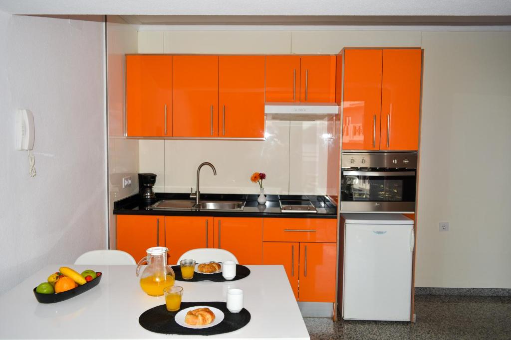 Bahia Colon Hotel – Your hotel in Los Cristianos Tenerife